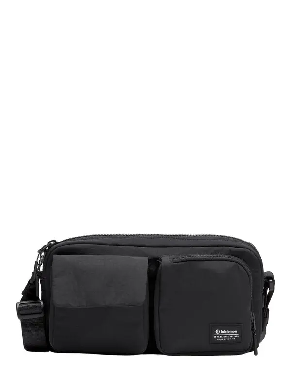 Lululemon Multi-pocket Crossbody Bag 2.5l - Black