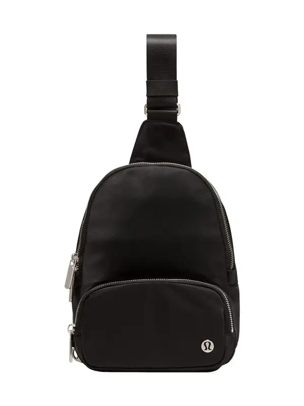 Lululemon Everywhere Sling Bag 4.2l - Black/silver