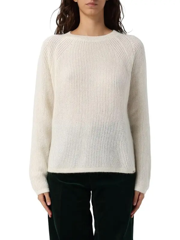 Herno Long-sleeved Crewneck Jumper In A Mohair And Wool Blend - White