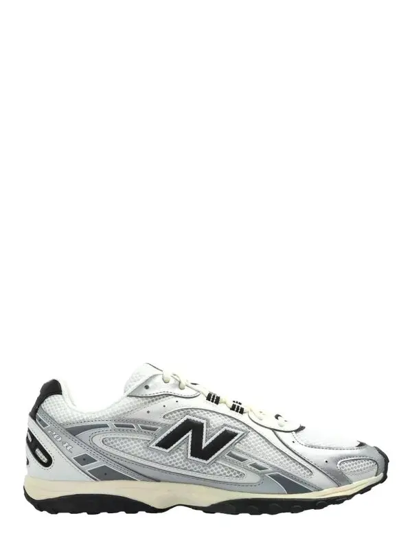 NEW BALANCE 204l Sneakers - Silver