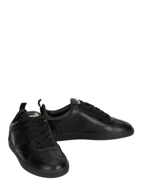 Moschino Heart-embellishment Sneakers - Black