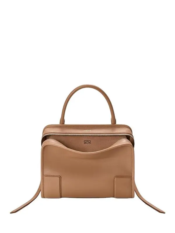 Loewe Amazona 180 Medium Leather Handbag - Mocha