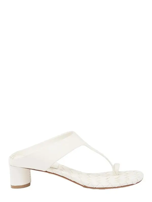 Bottega Veneta Livia 40mm Leather Sandals - Alabaster