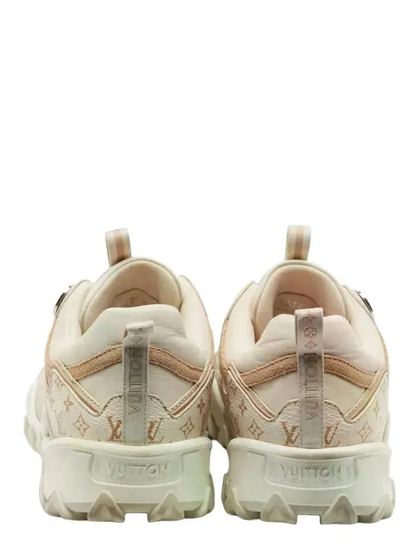 LOUIS VUITTON Rush Sneakers - Neutrals