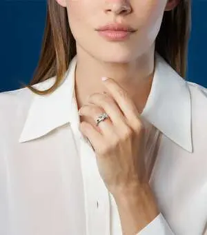 CHAUMET 18 Karat White Gold And Diamond Jeux De Liens Ring