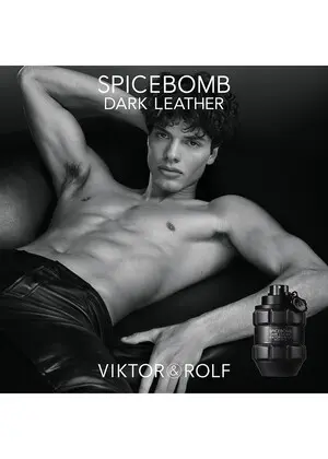 Viktor & Rolf Spicebomb Dark Leather