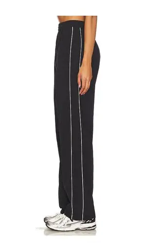WELLBEING + BEINGWELL Terra Pant - Black