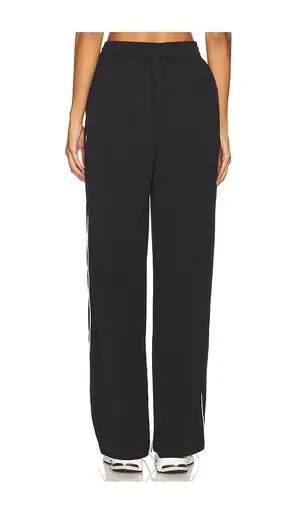 WELLBEING + BEINGWELL Terra Pant - Black
