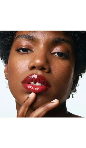 U BEAUTY The Plasma Lip Compound Tinted - Red