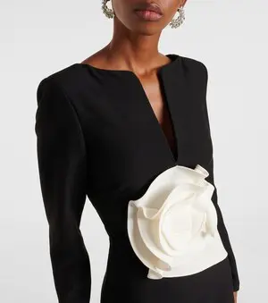 Roland Mouret Floral Applique Crepe Gown - Black