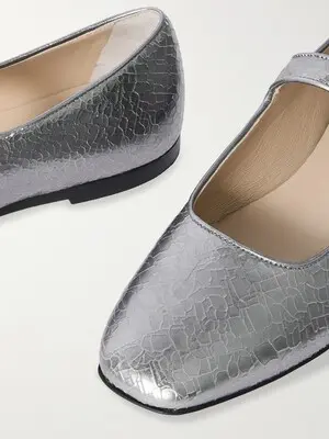 Le Monde Beryl Metallic Cracked-leather Mary Jane Flats - Silver