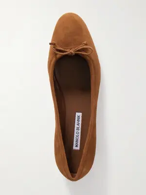 Manolo Blahnik Veralli Suede Ballet Flats With Bow Detailing - Brown
