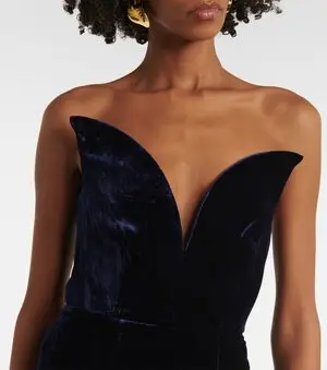 Roland Mouret Strapless Velvet Gown