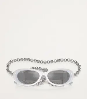 Tiffany & Co. Oval Sunglasses With Chain Detail - Silver
