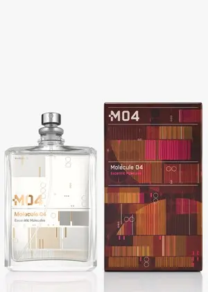 ESCENTRIC MOLECULES Molecule 04 Masculine Fragrance - N/a