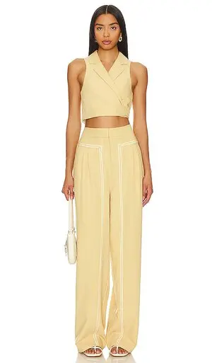 OSIS STUDIO Rachel Vest In . Also - Beige