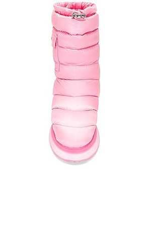 Moncler Gaia Pocket Mid Snow Boots