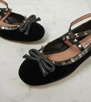 Valentino Garavani Rockstud Velvet Ballet Flats - Black