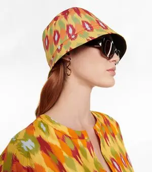 Valentino Garavani Reversible Printed Bucket Hat