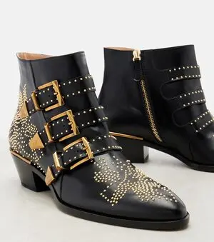 Chloé Susanna Studded Leather Ankle Boots - Black