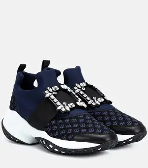 ROGER VIVIER Viv' Run Strass Buckle Sneakers - Blue