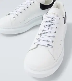 Alexander McQueen Oversized Leather Sneakers - Multicoloured