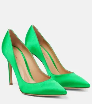 GIANVITO ROSSI Pointed Toe Satin Pumps - Green