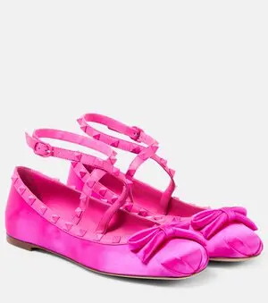 Valentino Garavani Valentino Garavani Rockstud Embellished Ballet Flats Pink