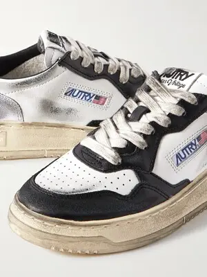 AUTRY Super Vintage Distressed Leather Sneakers - Black