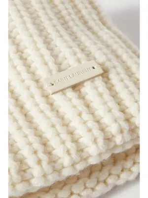 Saint Laurent Ribbed Cashmere Beanie - Neutrals