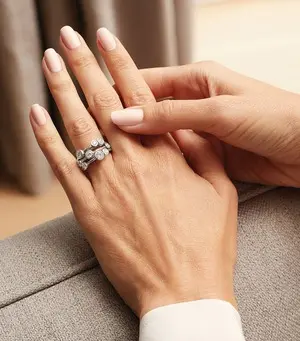 BOODLES Platinum And Diamond Classic Raindance Ring