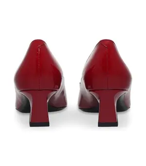 ROGER VIVIER Belle Vivier Block Heel Pumps - Red