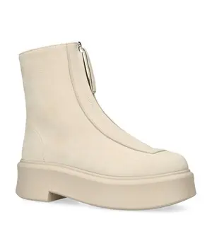 THE ROW Zipped Leather Ankle Boots - Beige