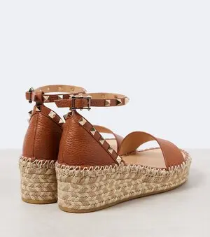 Valentino Garavani Rockstud 55 Leather Espadrille Wedges - Brown