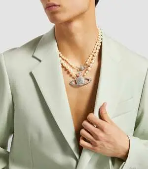 VIVIENNE WESTWOOD Pearl Bas Relief Necklace