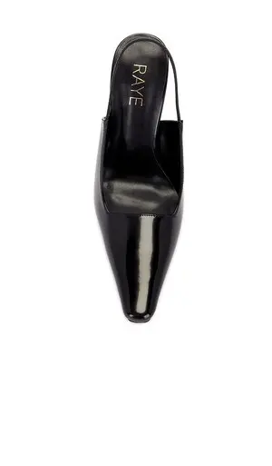 Raye Elisa Pump