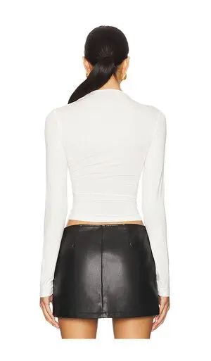 Superdown Joelle Top In . Also