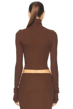 Eterne Cropped Fitted Turtleneck Top