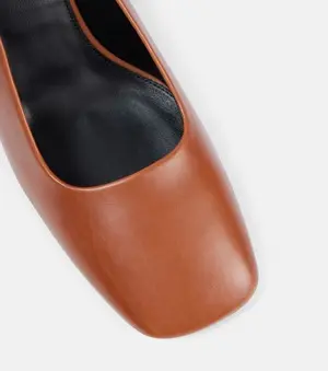 Dries Van Noten Leather Slingback Pumps - Brown