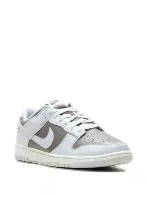 Nike Dunk Swoosh Low-top Sneakers