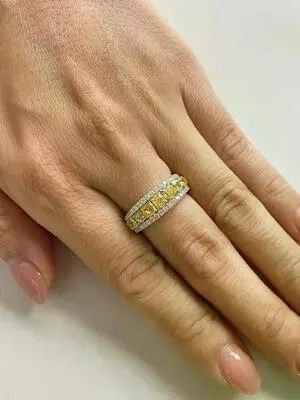 HYT JEWELRY 18k White And Yellow Gold Diamond Ring - Silver
