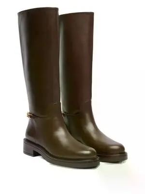 STUART WEITZMAN Celia Chain Detail Boots