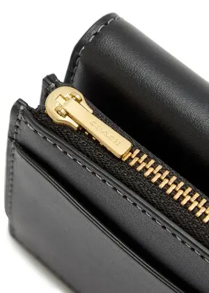 COACH Essential Logo Leather Wallet