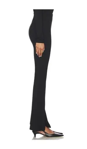 ALL THE WAYS Priya Pant - Black