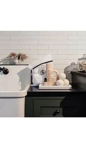 L'AVANT COLLECTIVE Laundry Oil