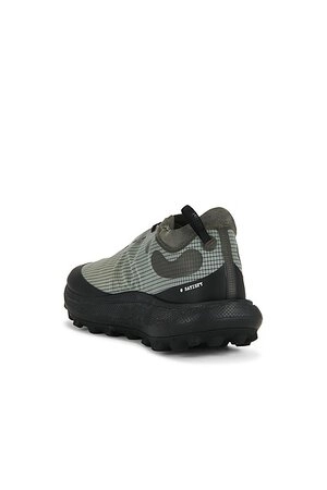 Satisfy The Rocker Sneaker - Shadow