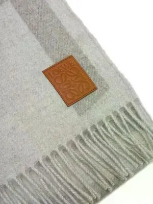 Loewe Logo Fringed Scarf - Grey