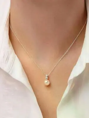 Yoko London 18k White Gold Akoya Pearl And Diamond Pendant Necklace - Silver