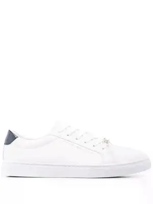 Tommy Hilfiger Calf Leather Sneakers With Logo Plaque Detail - White