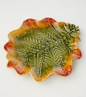 BORDALLO PINHEIRO Gudrun Charger Plate Claudia Schiffer